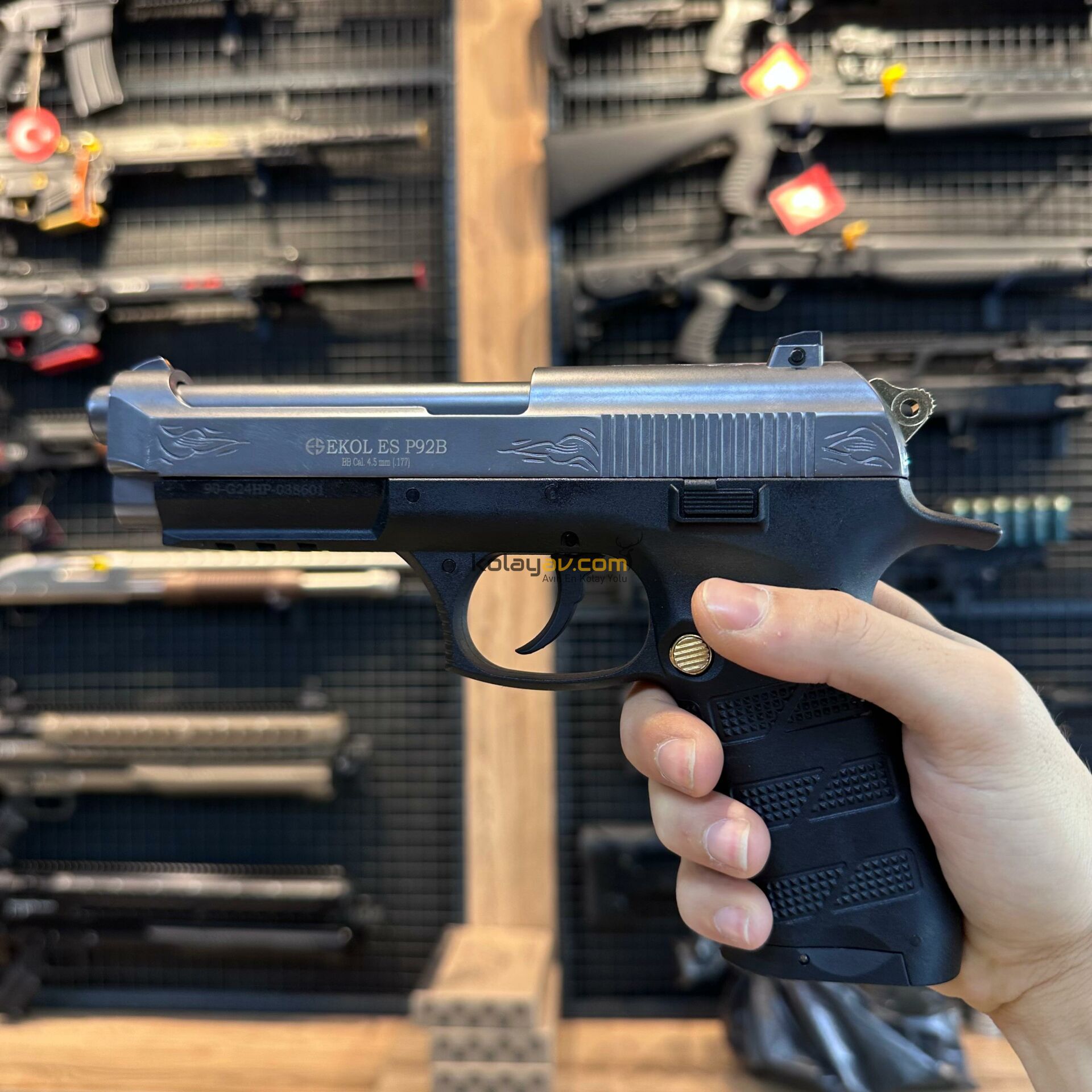 Ekol Es P92B Blowback Füme Altın İşlemeli Havalı Tabanca - 2025